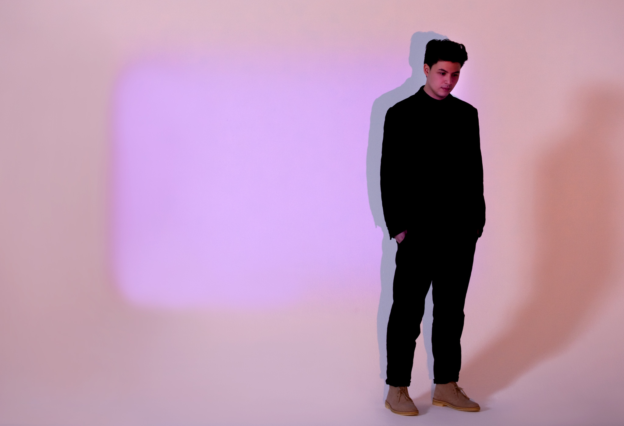 JAMIE WOON - ОСТРО ЗАВРЪЩАНЕ - GoGuide.bg