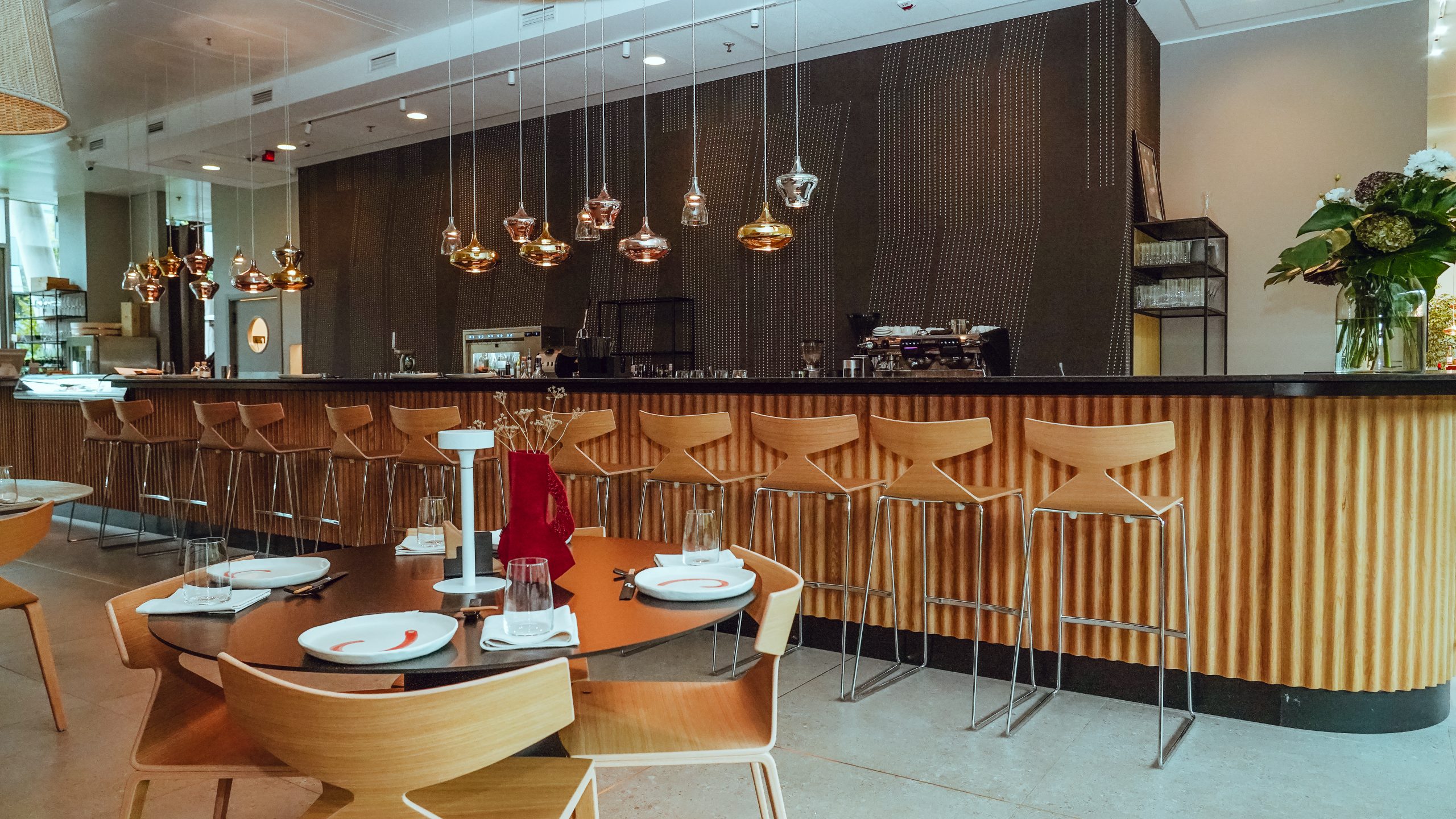 Ново място в София: JAZU by Hamachi - GoGuide.bg